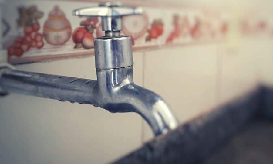 Mais de 40 bairros devem ficar sem água em Porto Alegre nesta terça ... Mais de 40 bairros devem ficar sem água em Porto Alegre nesta terça ...